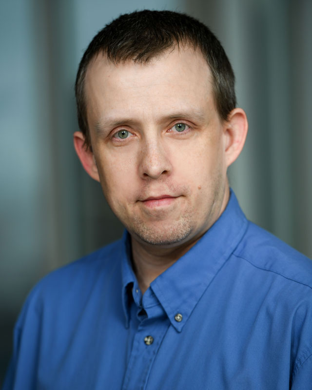 Contact - Wells Fargo Center