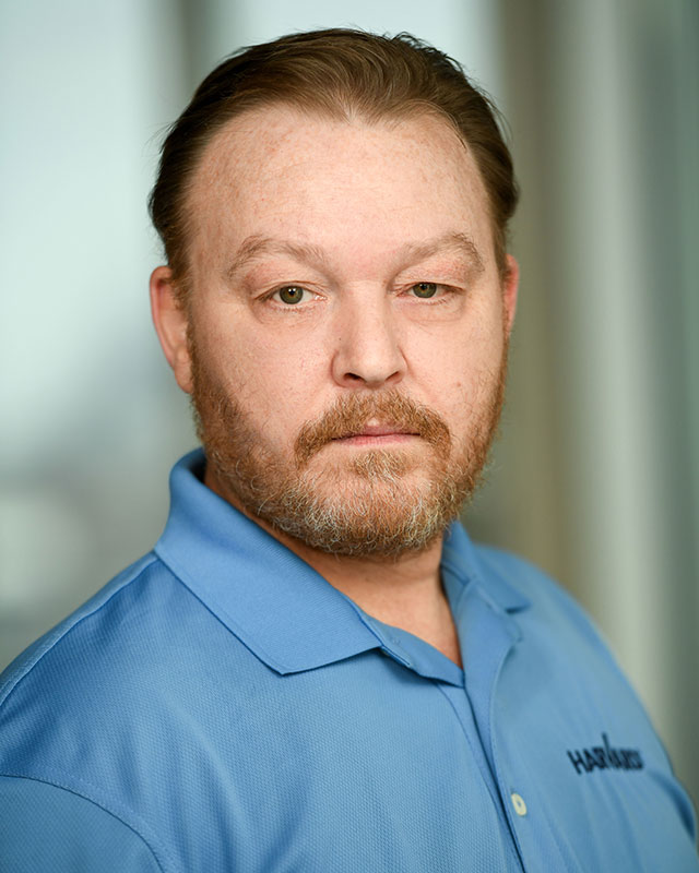 Contact - Wells Fargo Center